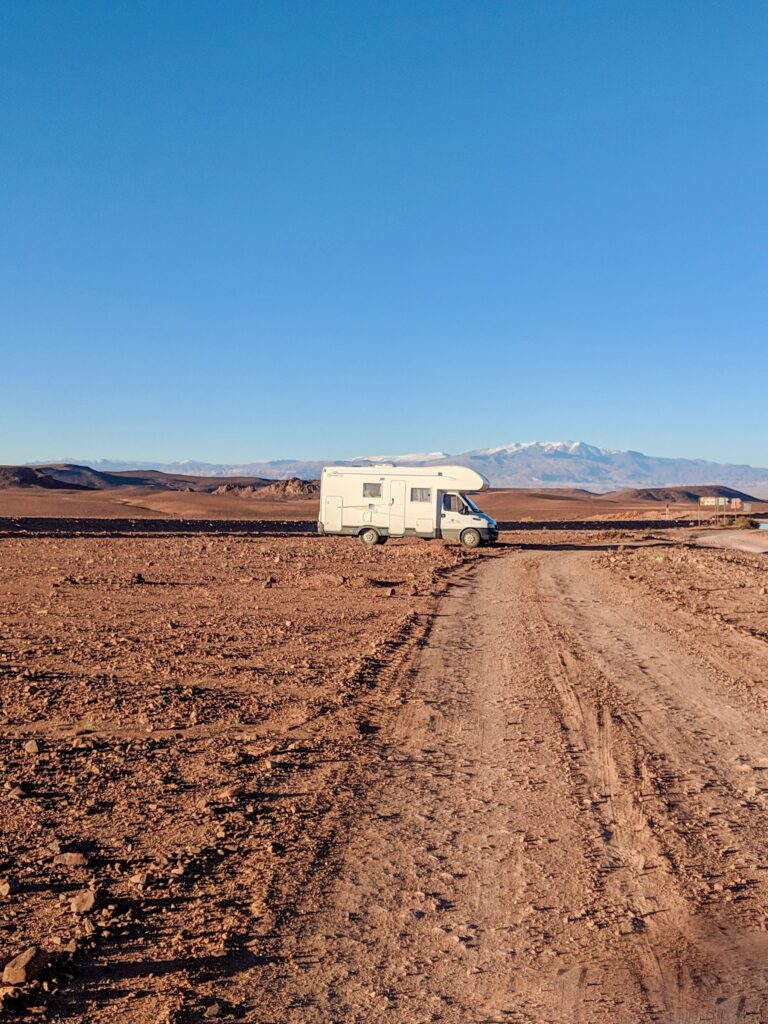 How to level an RV or Camper Trailer - Remodel Your RV