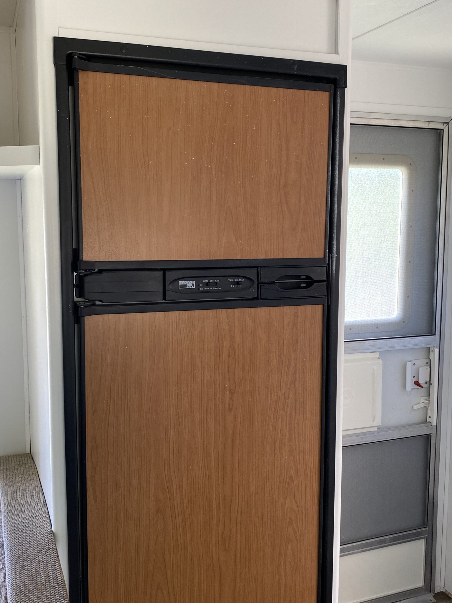 How Do RV Refrigerators Work? - Remodel Your RV