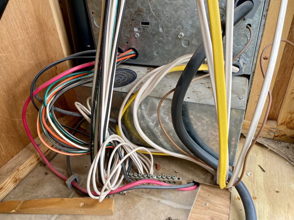 What Is an RV Inverter and is it the Same as a Converter? - Remodel Your RV